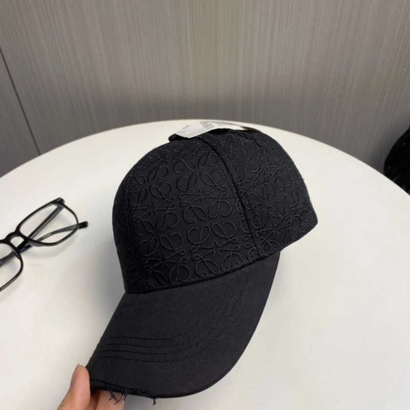 OEM Loewe Caps