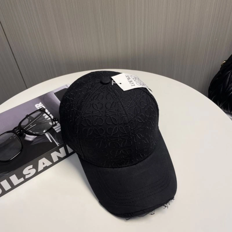 OEM Loewe Caps