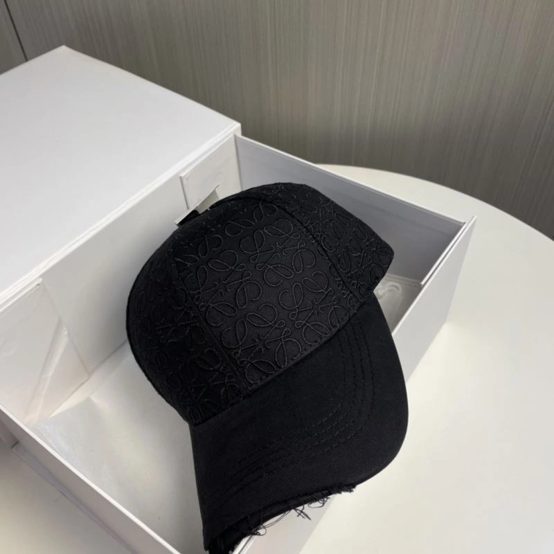 OEM Loewe Caps