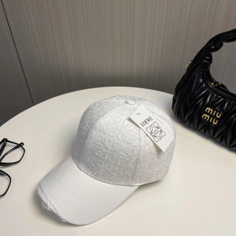 Bargain Loewe Caps