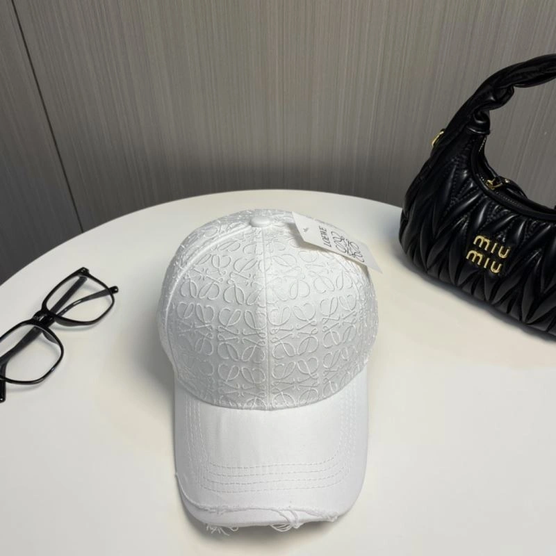 Bargain Loewe Caps