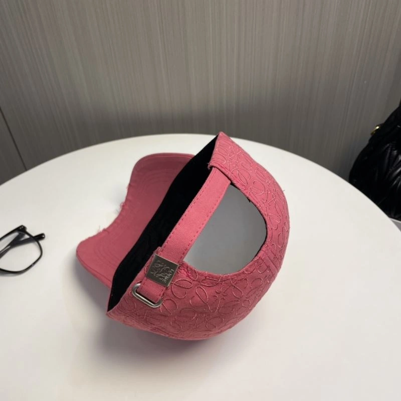 Value-priced Loewe Caps