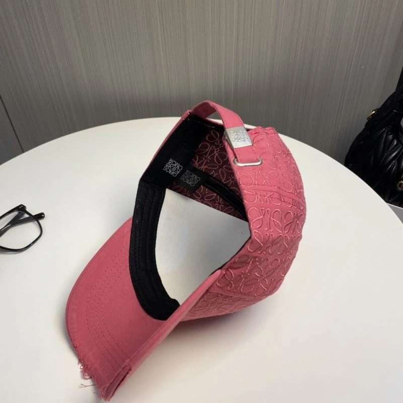 Value-priced Loewe Caps