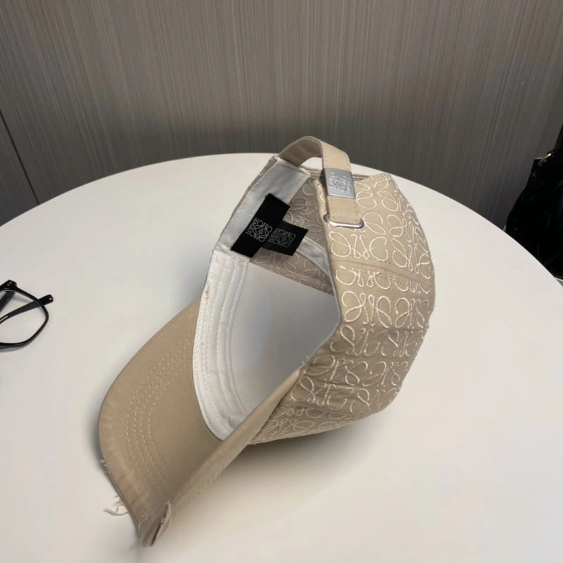 Bargain Loewe Caps