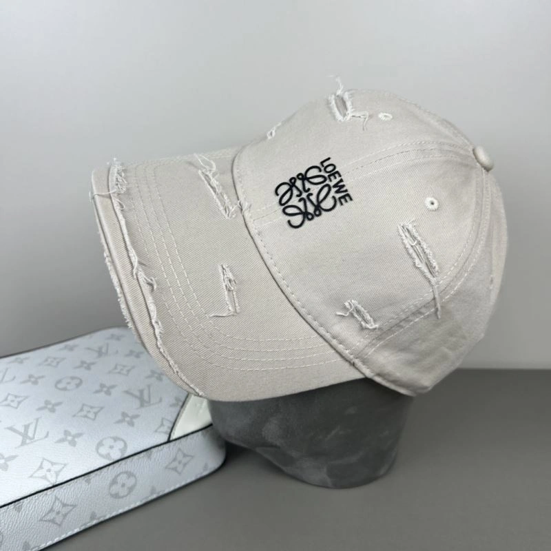 Legit Loewe Caps