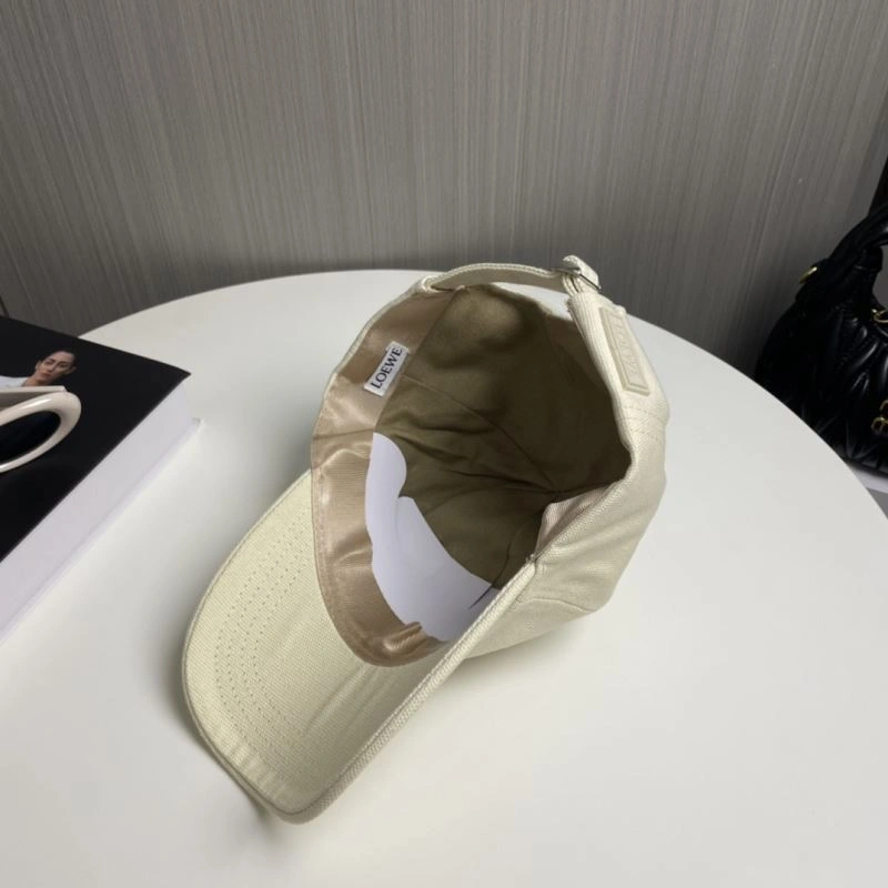 Precise copy Loewe Caps