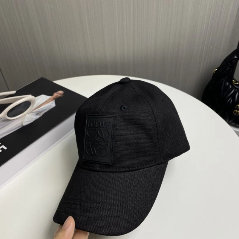 Top match Loewe Caps