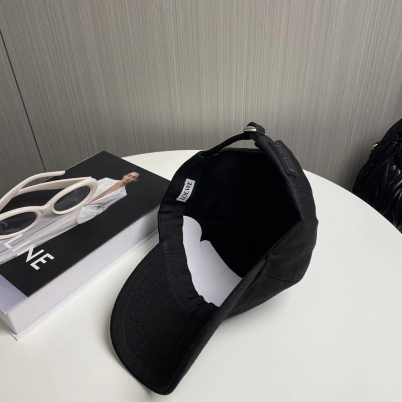 Top match Loewe Caps