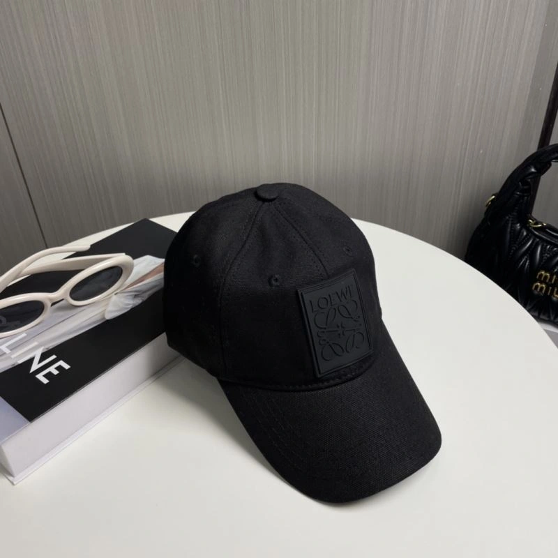 Top match Loewe Caps