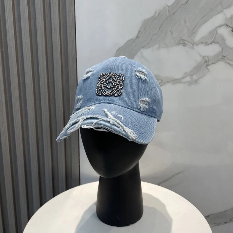 Loewe Caps
