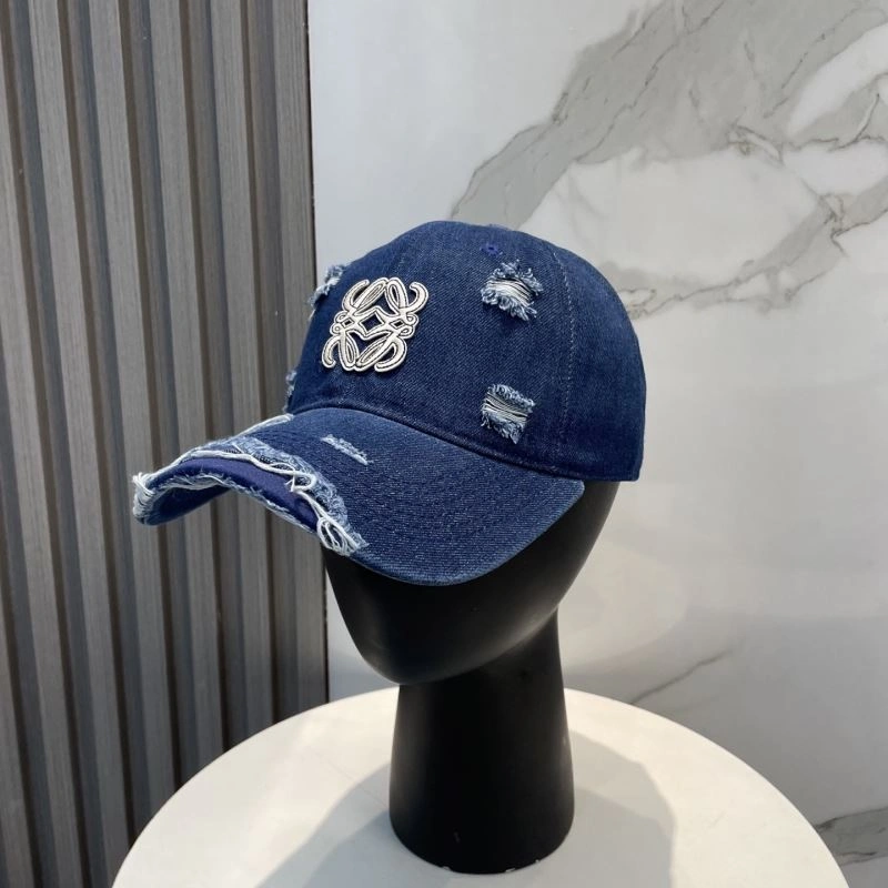 Loewe Caps