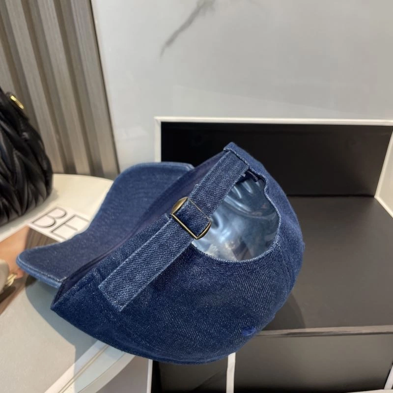 Real Loewe Caps