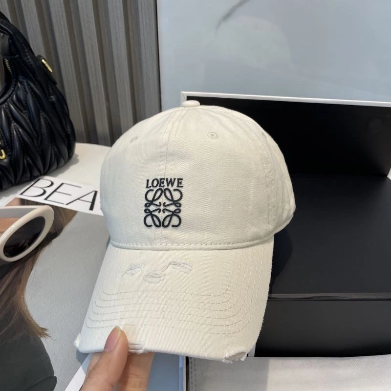 Precise copy Loewe Caps