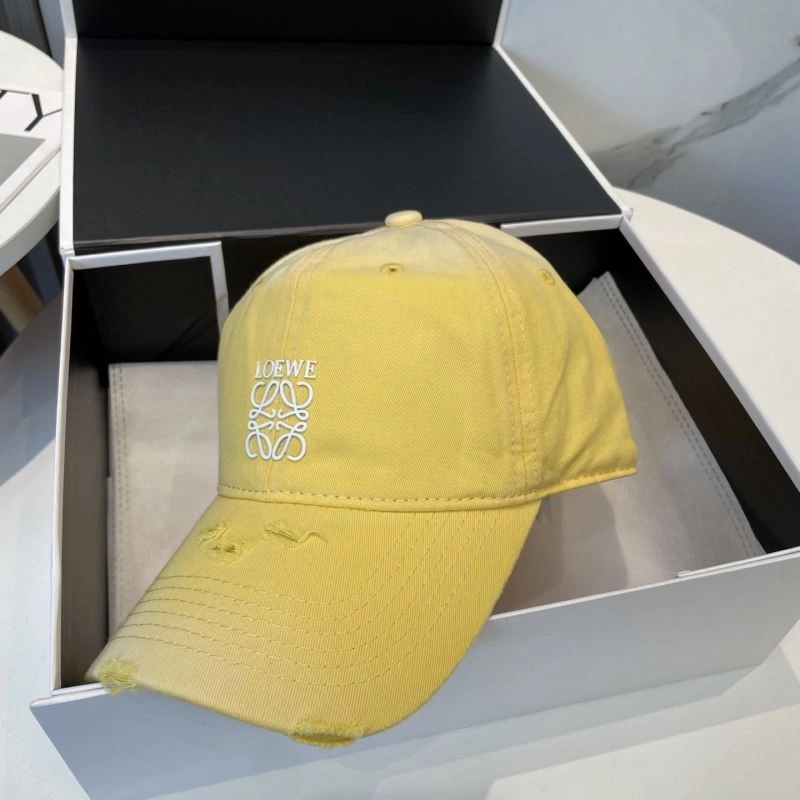 Accurate model Loewe Caps