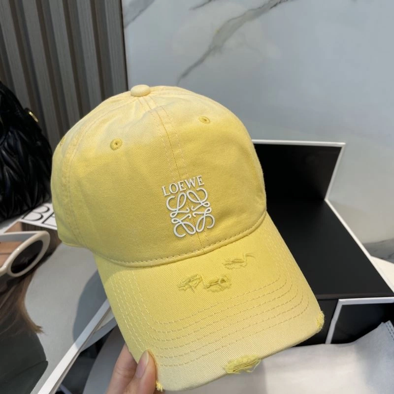 Accurate model Loewe Caps