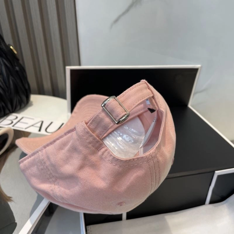 Cut-rate Loewe Caps