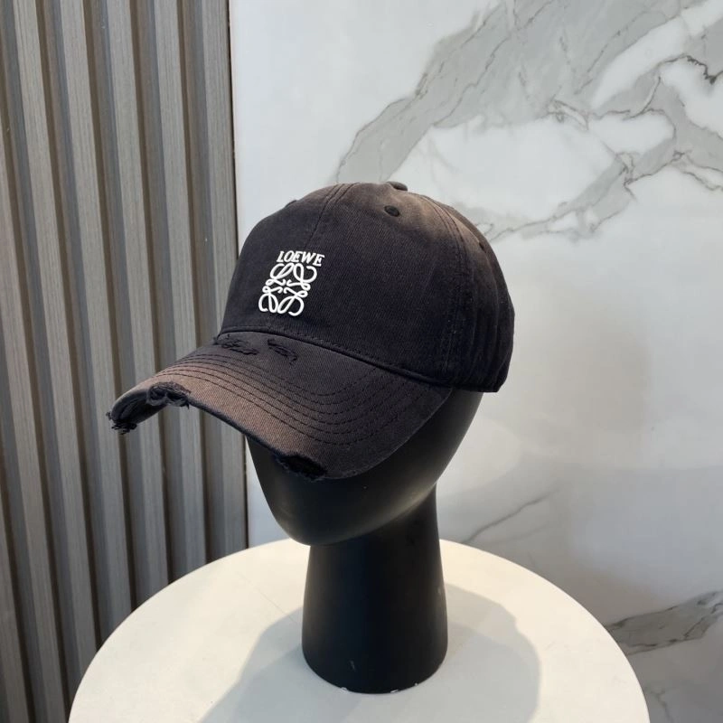 Loewe Caps