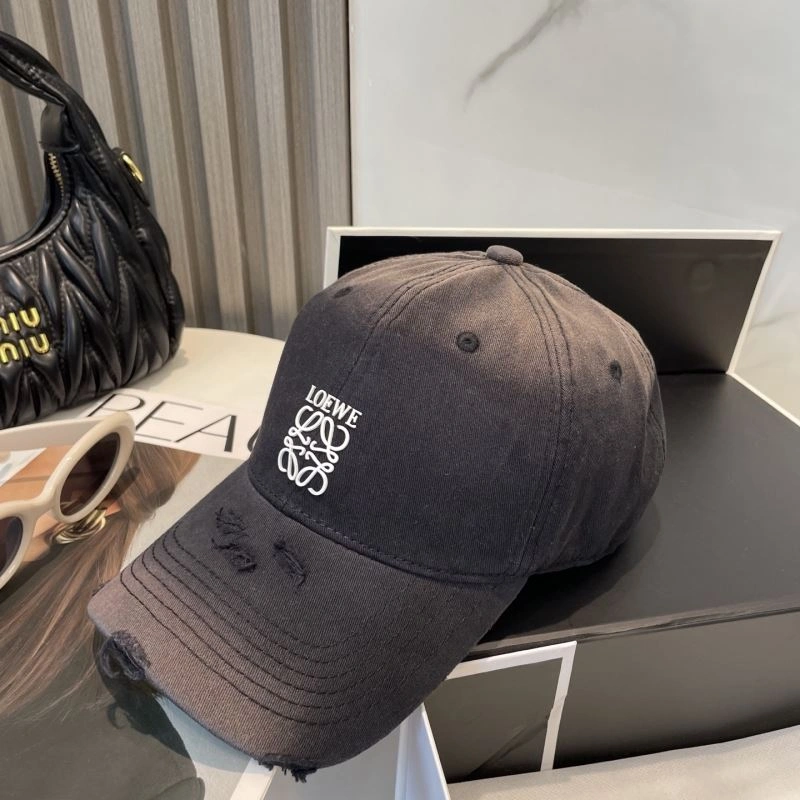 Original Loewe Caps