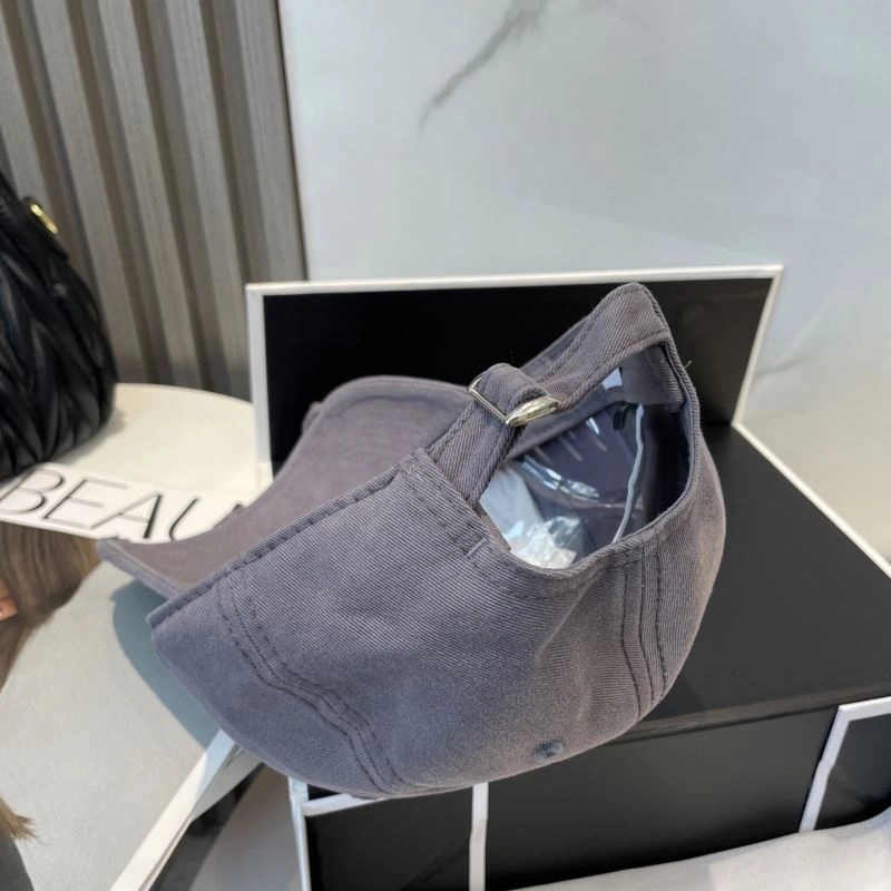 Cut-rate Loewe Caps