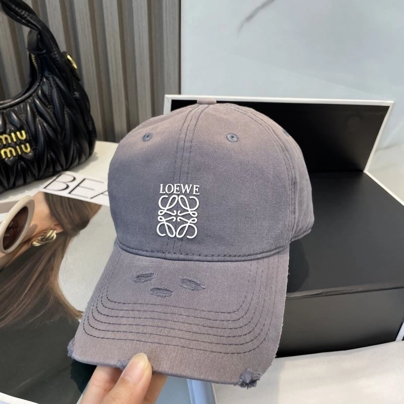 Cut-rate Loewe Caps