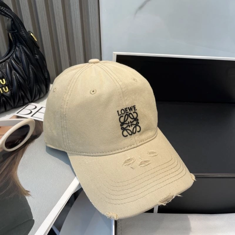 Bargain Loewe Caps