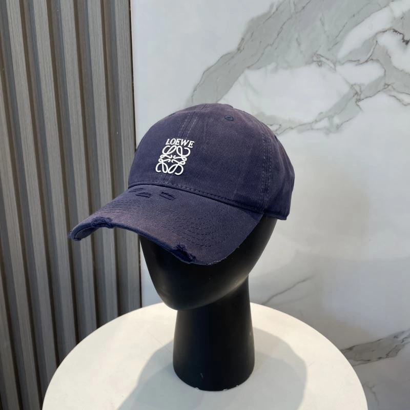 Loewe Caps