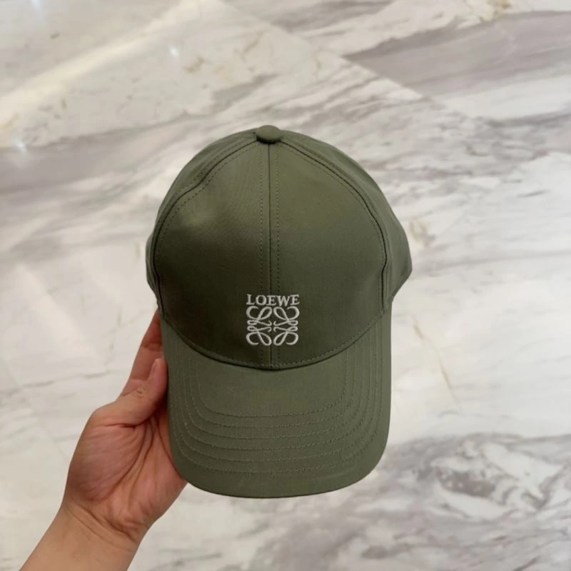Loewe Caps