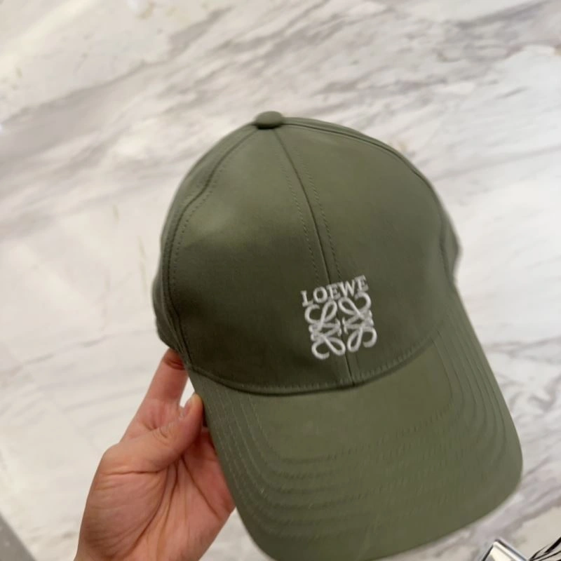 Top match Loewe Caps