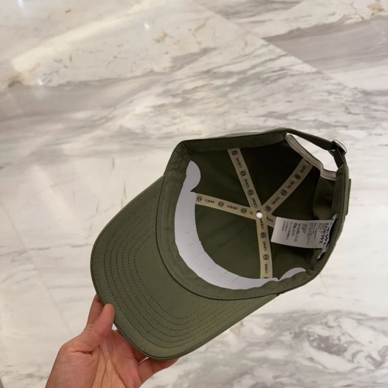 Top match Loewe Caps