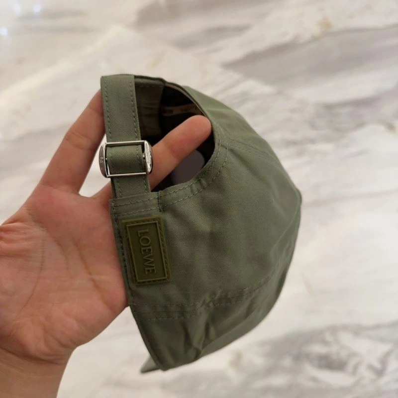 Top match Loewe Caps