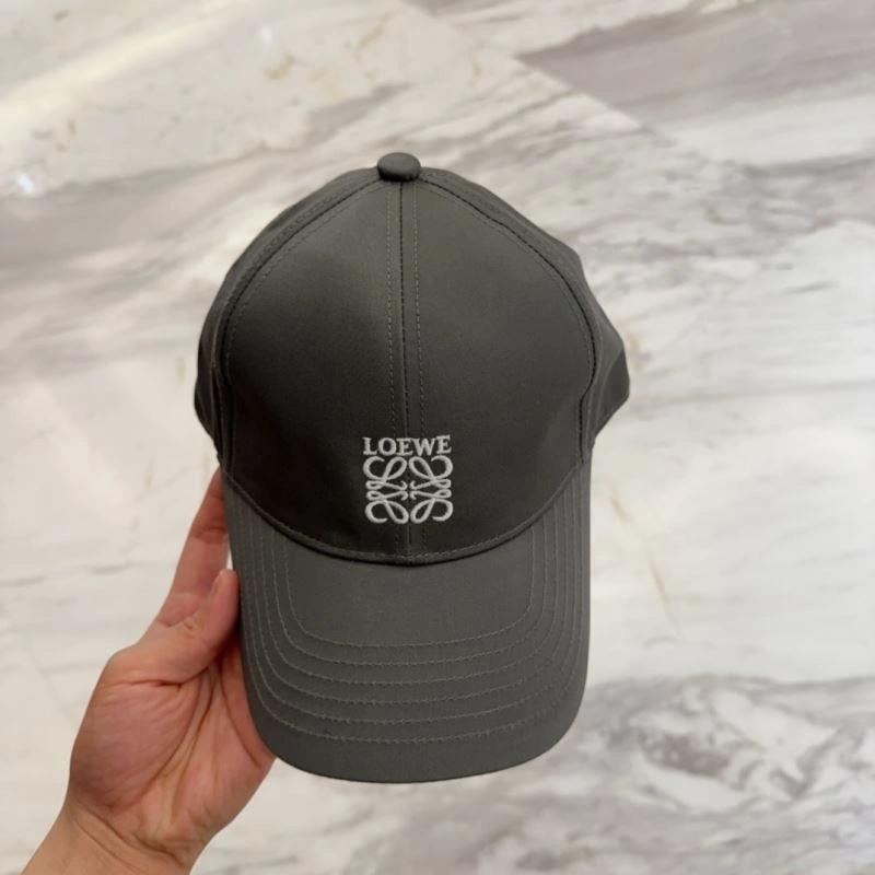 Loewe Caps