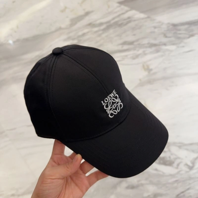 Brand-original Loewe Caps