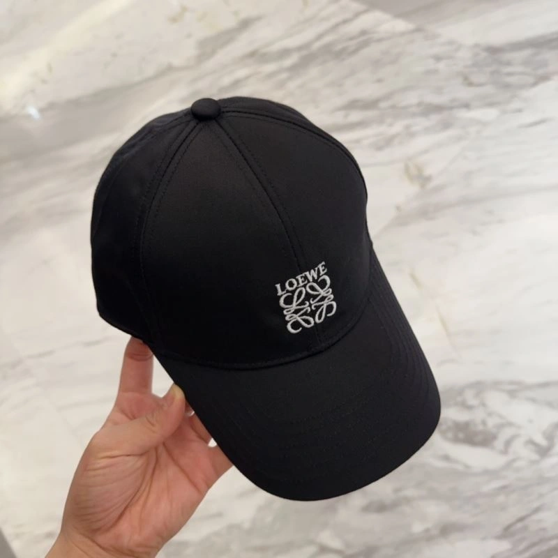 Brand-original Loewe Caps
