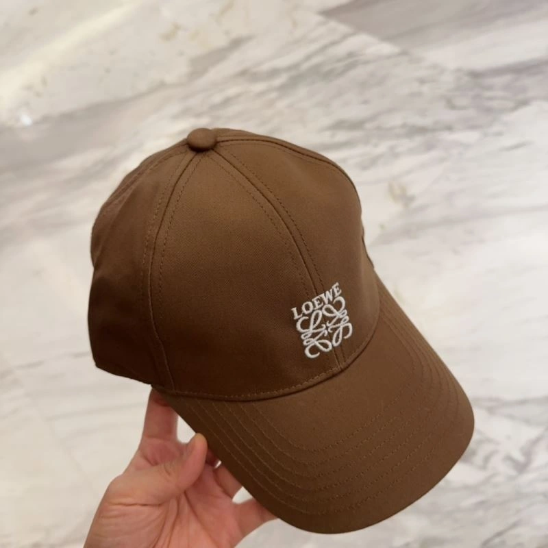 Top match Loewe Caps