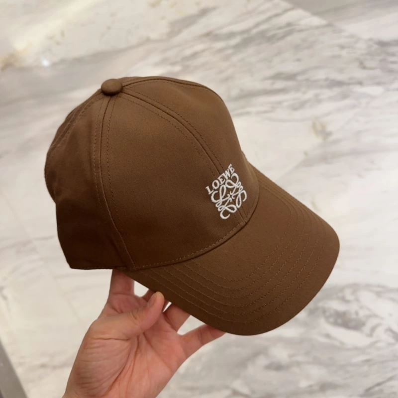 Top match Loewe Caps