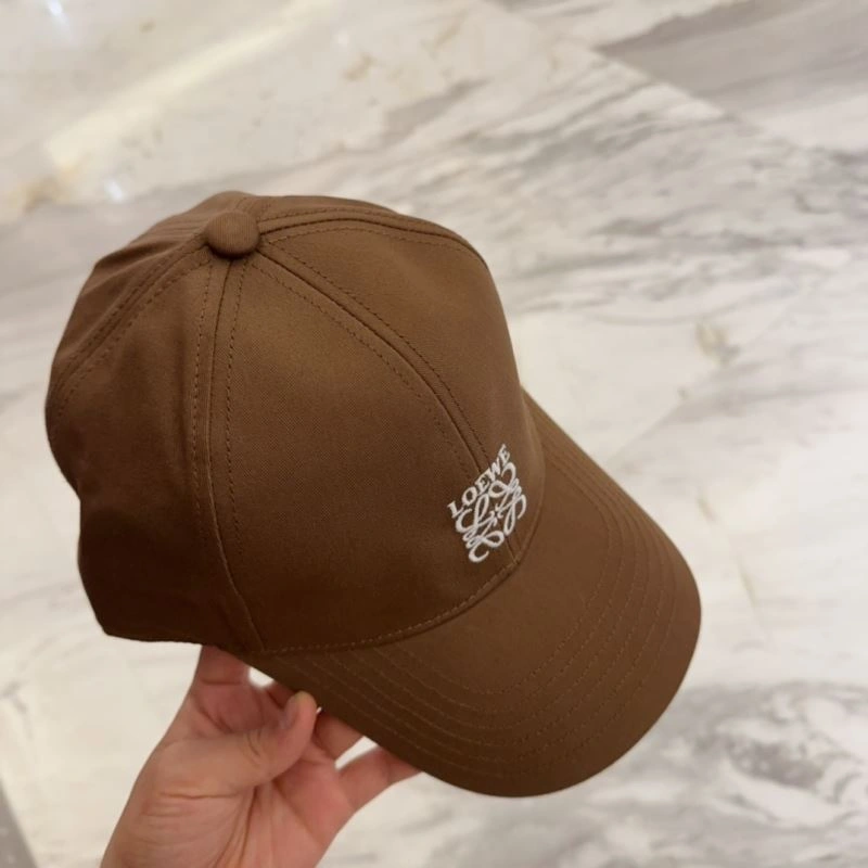 Top match Loewe Caps