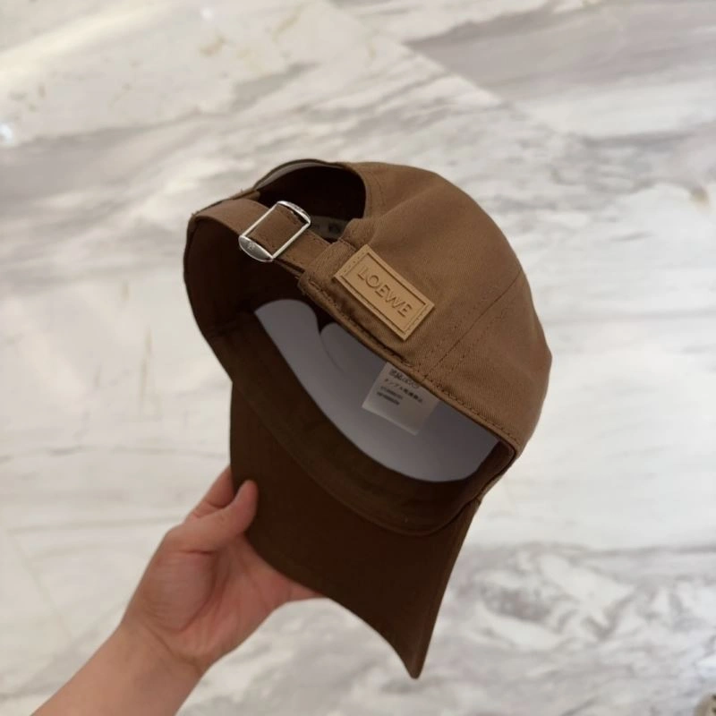 Top match Loewe Caps