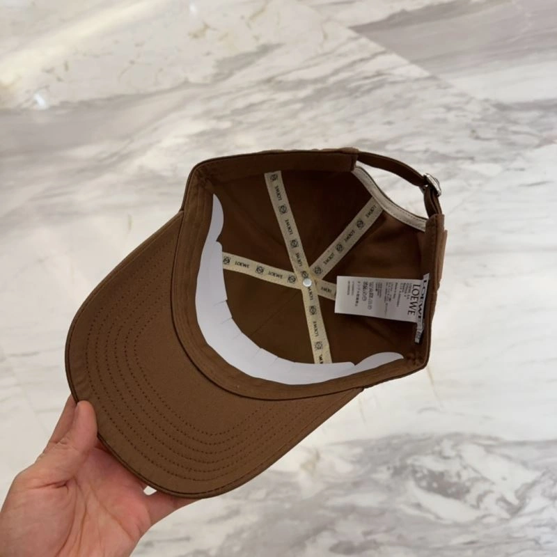 Top match Loewe Caps