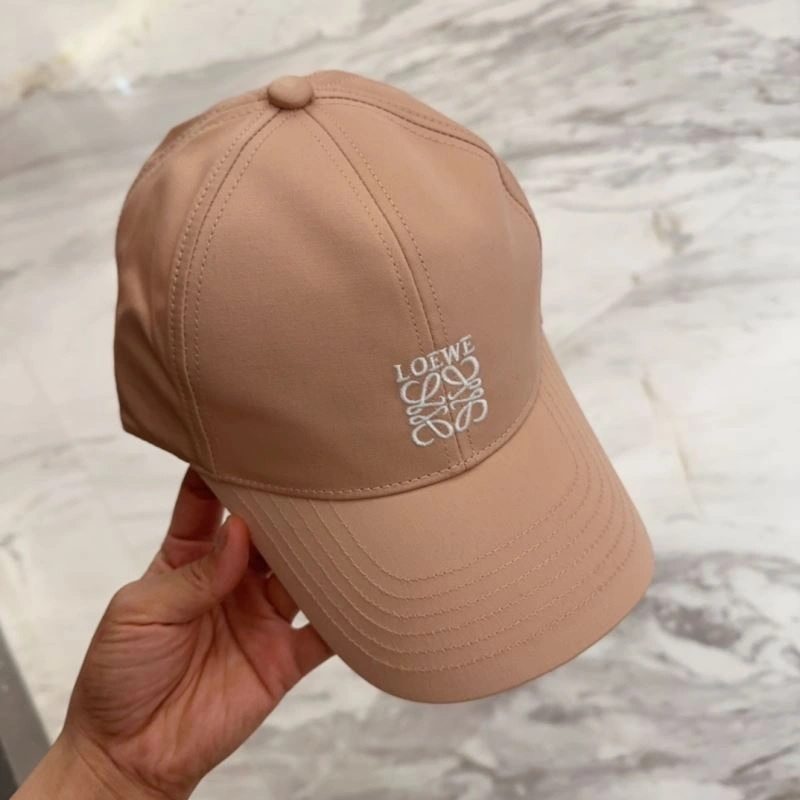 Indistinguishable Loewe Caps
