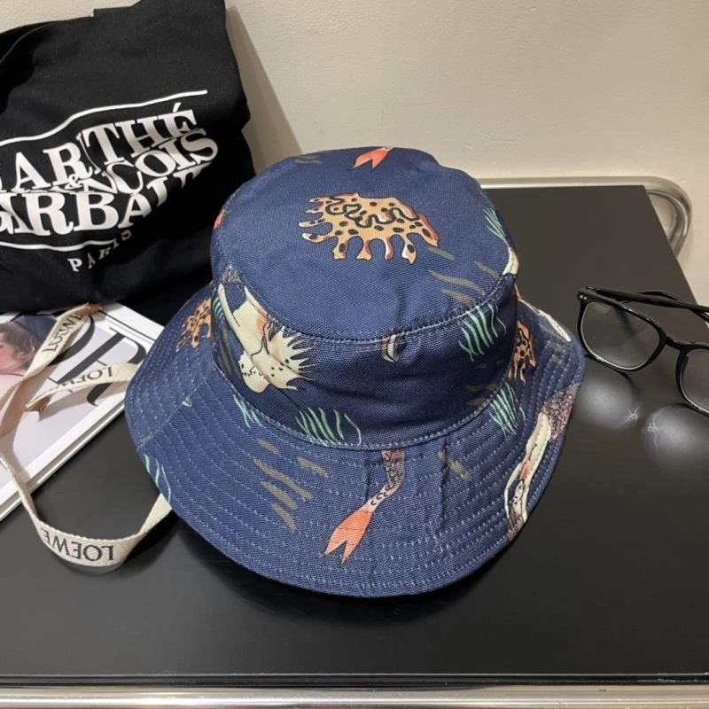 Mirror quality Loewe Caps