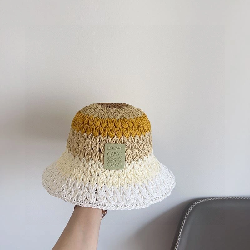 Mirror quality Loewe Caps