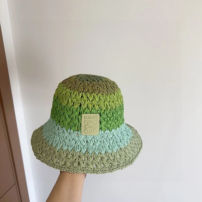 Mirror quality Loewe Caps