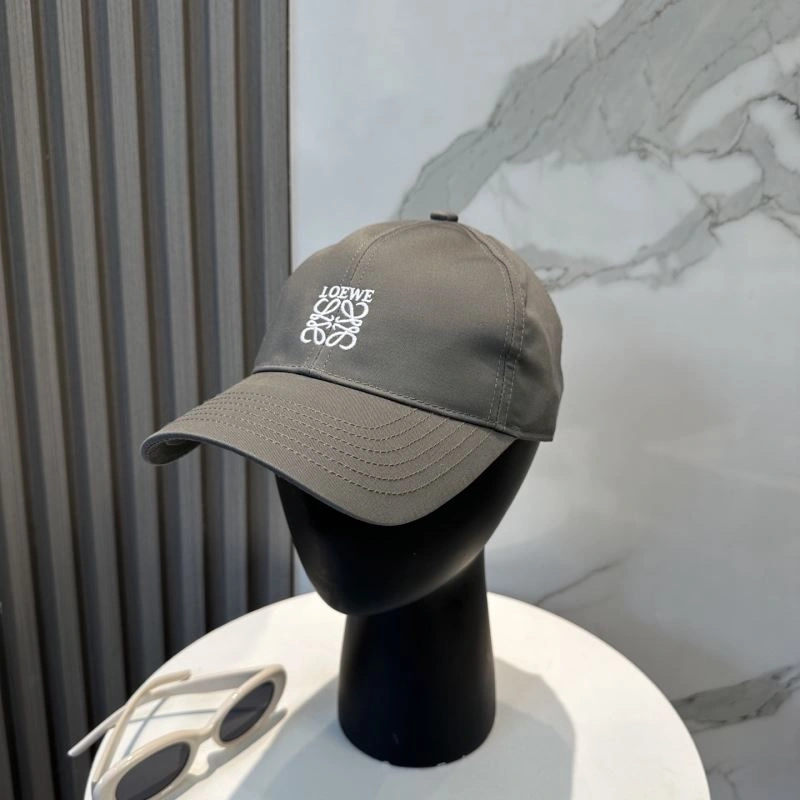 Loewe Caps