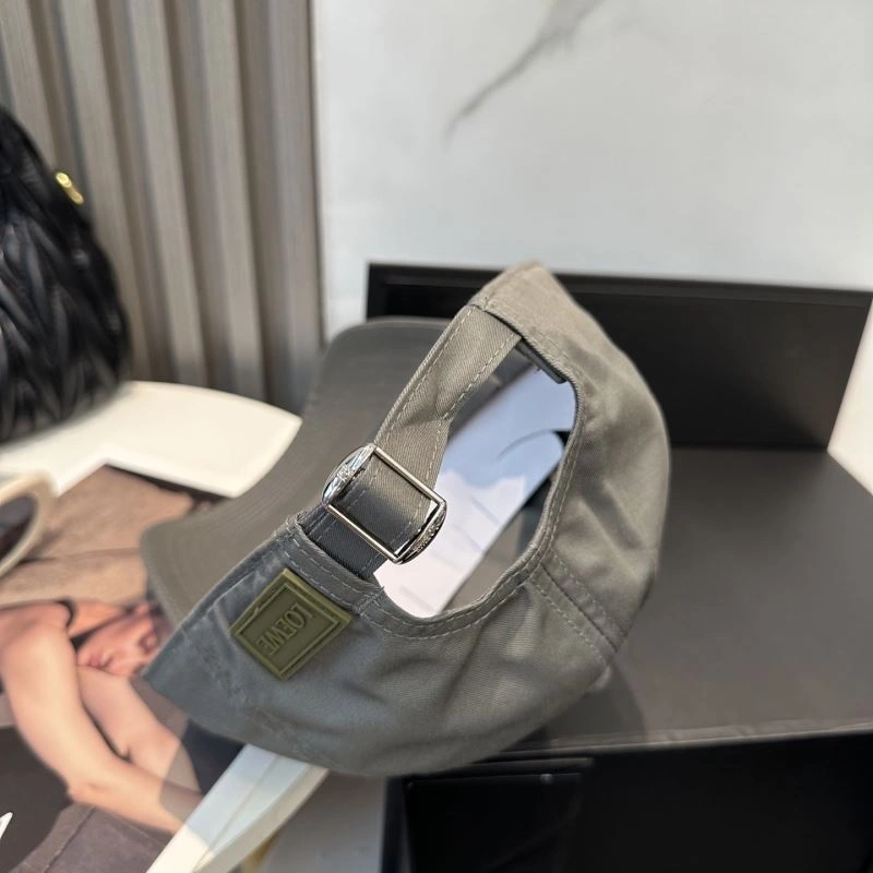 Inexpensive Loewe Caps