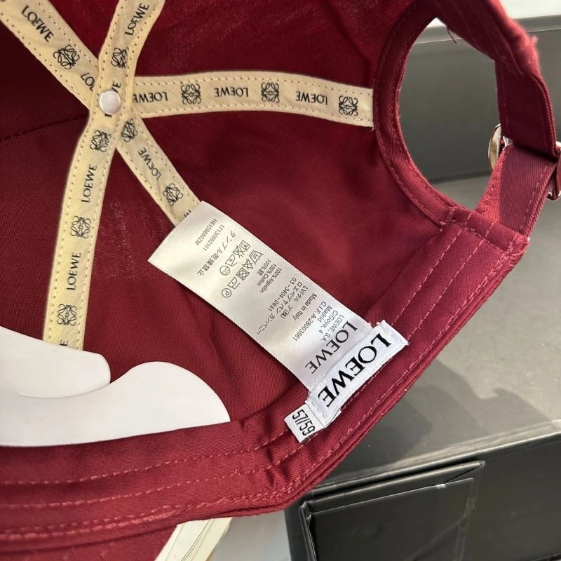 Top match Loewe Caps