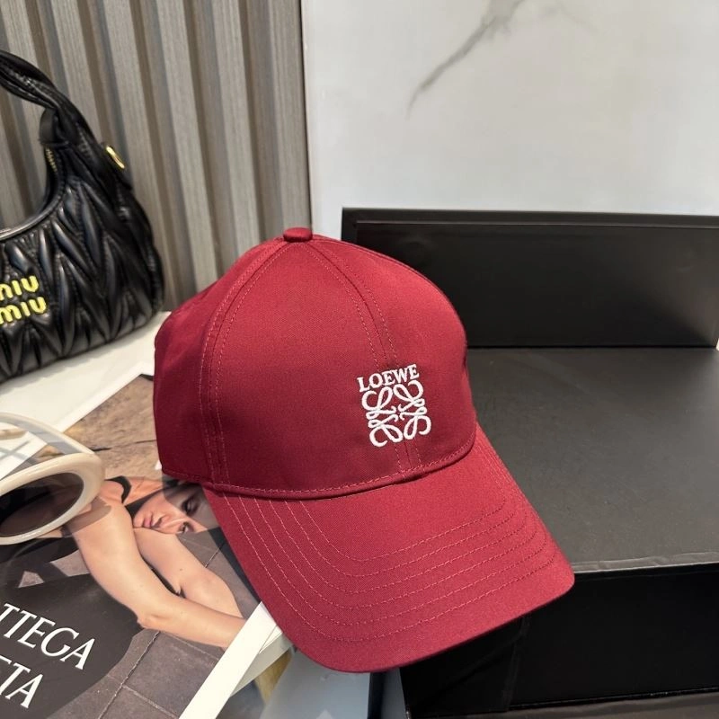 Top match Loewe Caps