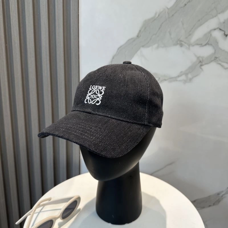 Loewe Caps