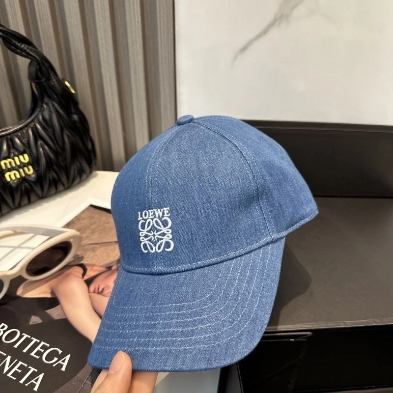 Exact replica Loewe Caps
