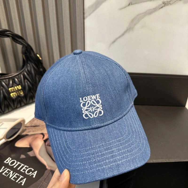 Exact replica Loewe Caps