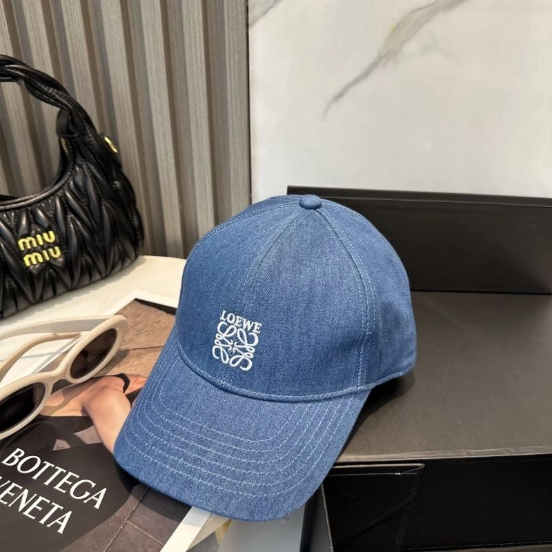 Exact replica Loewe Caps